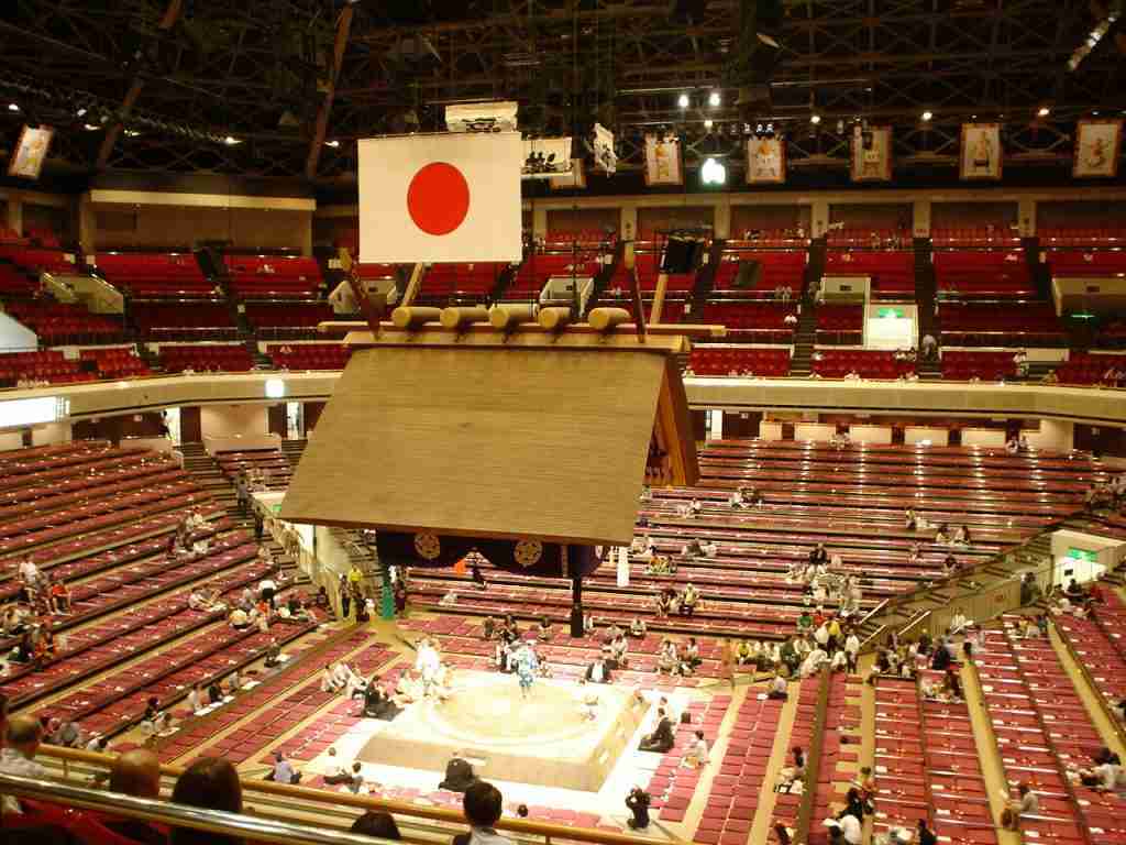 ryogoku kokugikan sumo arena - Halal Japan